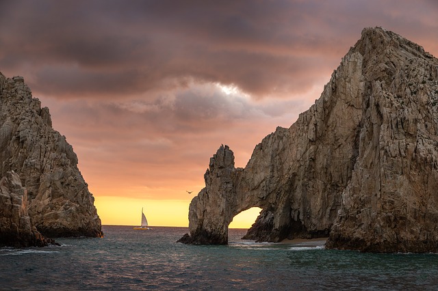Unique Experiences in Los Cabos - World Words